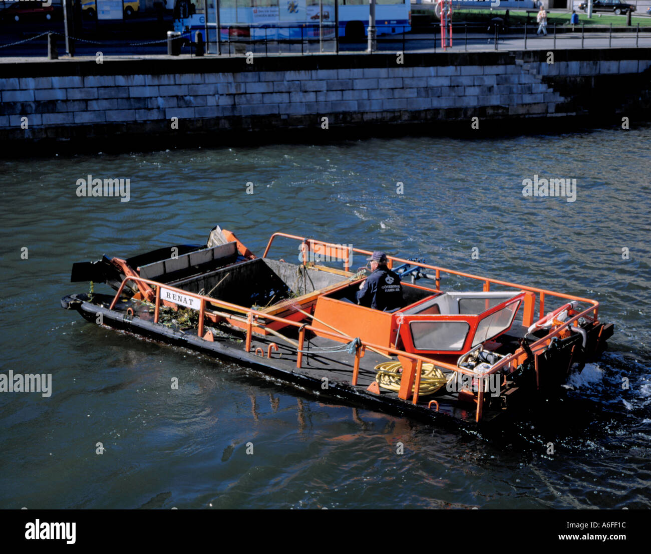 Cleaning Canal Barge High Resolution Stock Photography and Images - Alamy