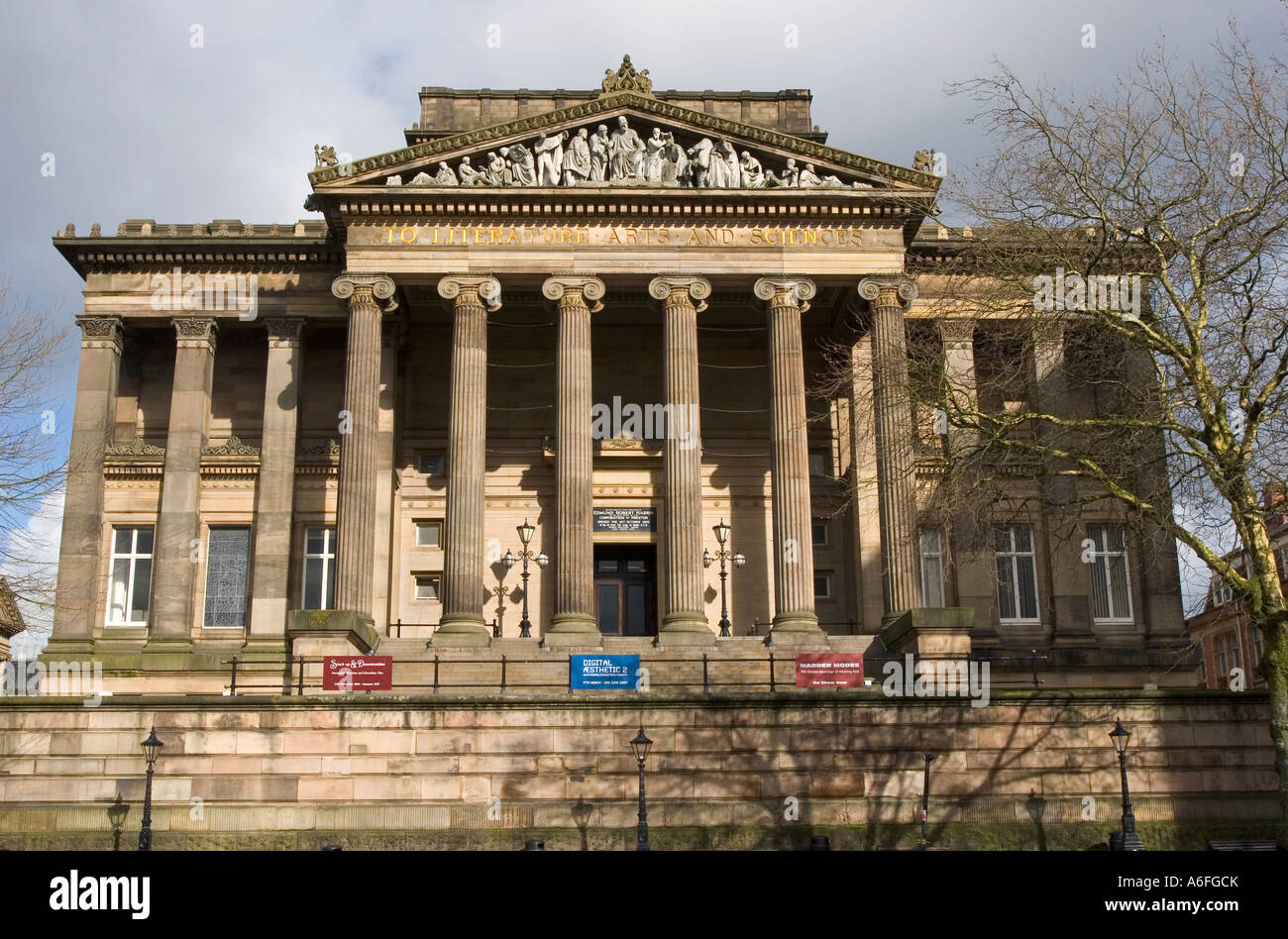 Harris Museum and Art Gallery in Market Square Preston Stock Photo - Alamy