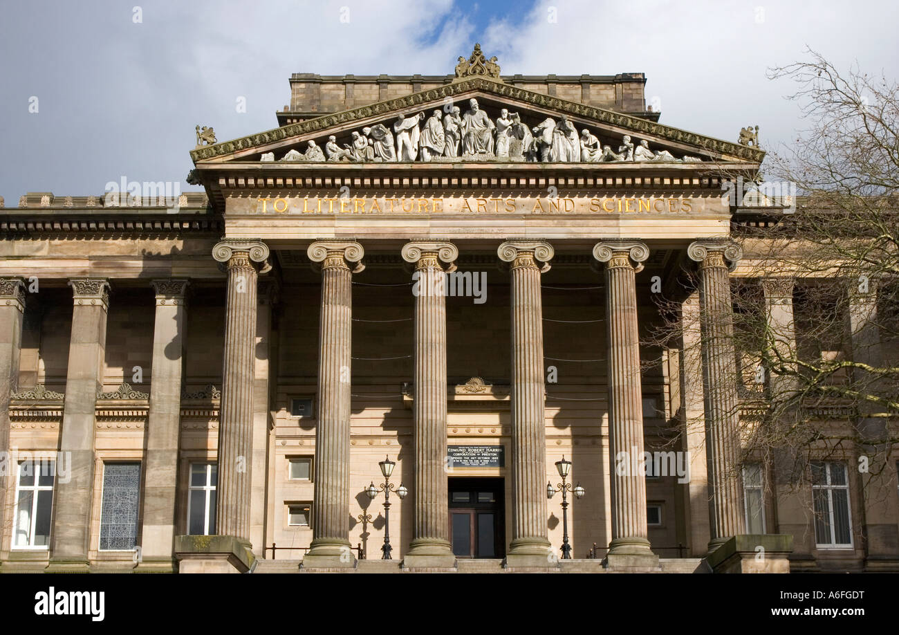 Harris Museum and Art Gallery in Market Square Preston Stock Photo - Alamy
