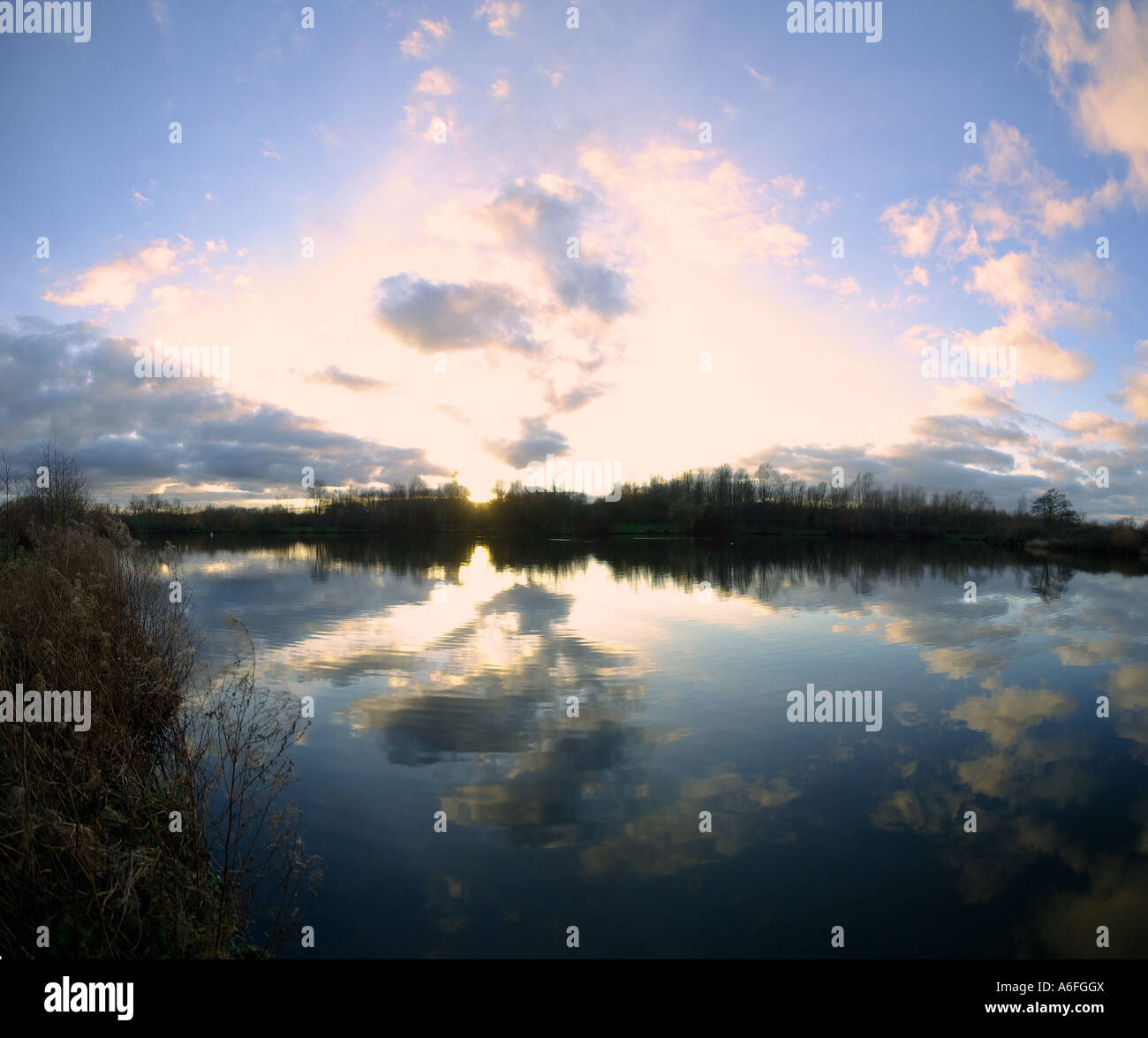 arrow valley lake redditch worcestershire Stock Photo - Alamy