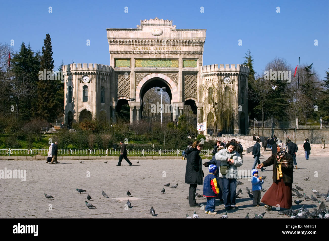Istanbul University - The main entrance gate on Beyazit Square ...