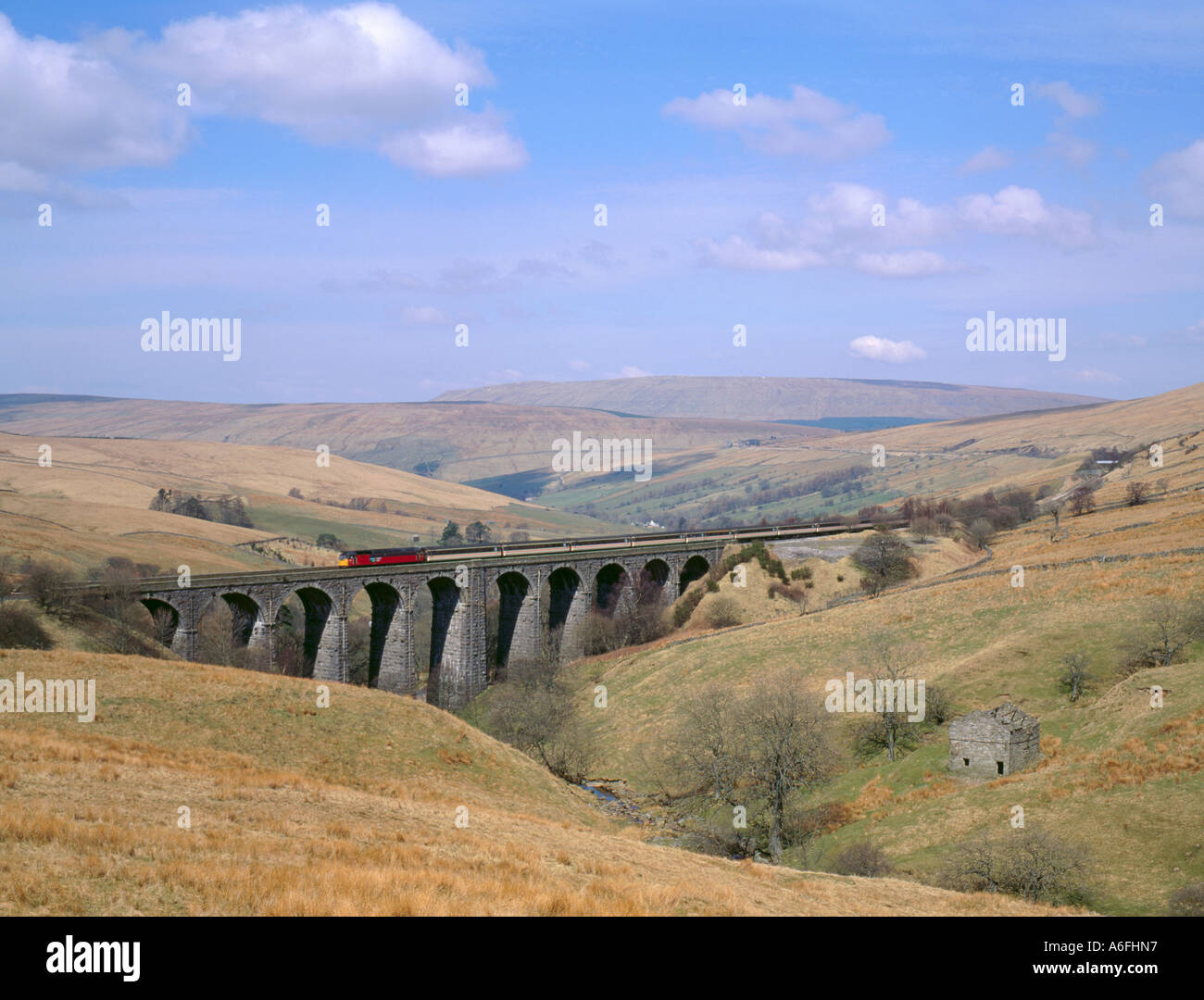Dentdale Viaduct, Settle-Carlisle Railway, Yorkshire Dales National ...