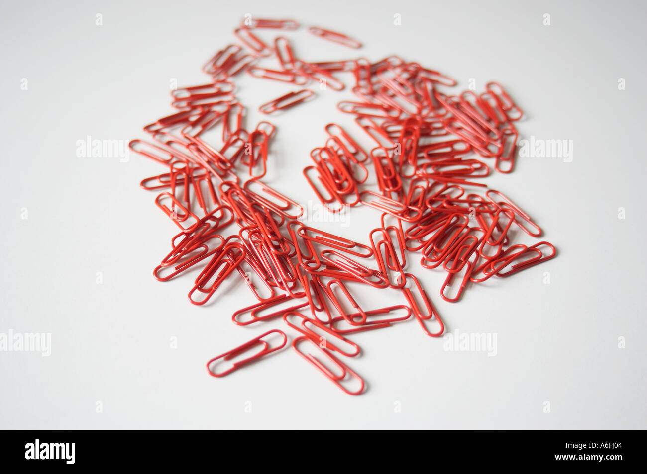 Multiple paper clips hi-res stock photography and images - Alamy