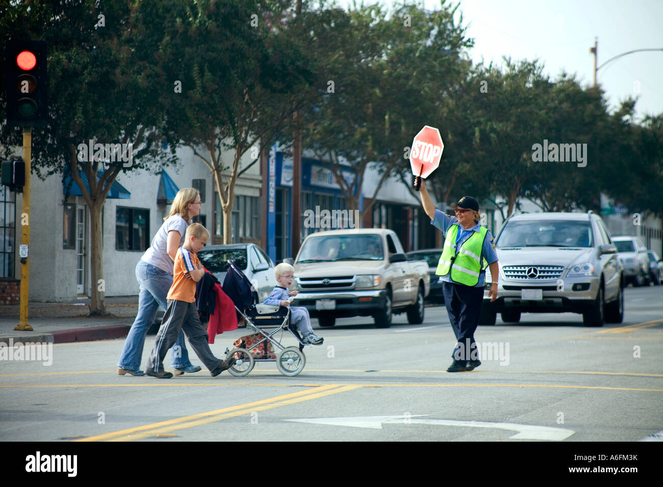 School crossing guard california hi-res stock photography and images ...