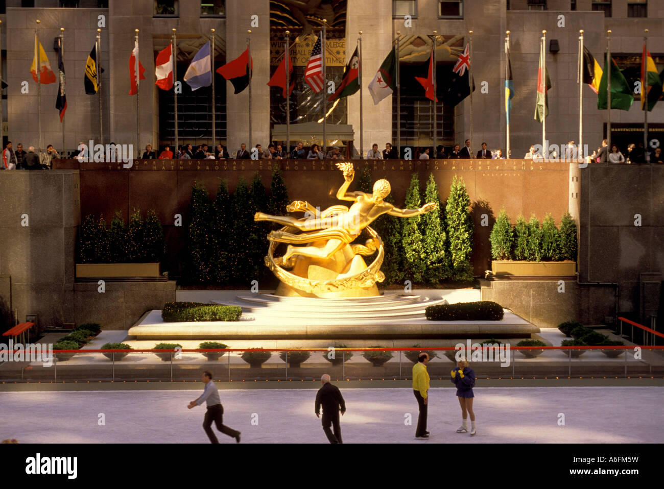 Statue of Prometheus Rockefeller Center New York Stock Photo - Alamy