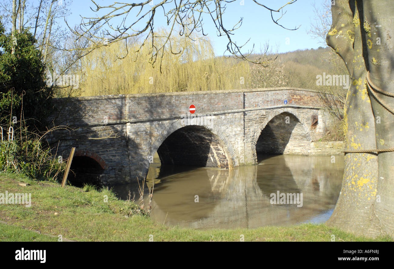 Binton bridges hi-res stock photography and images - Alamy
