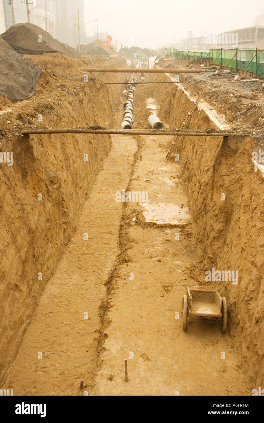 Construction Road Pipe Stock Photo - Alamy