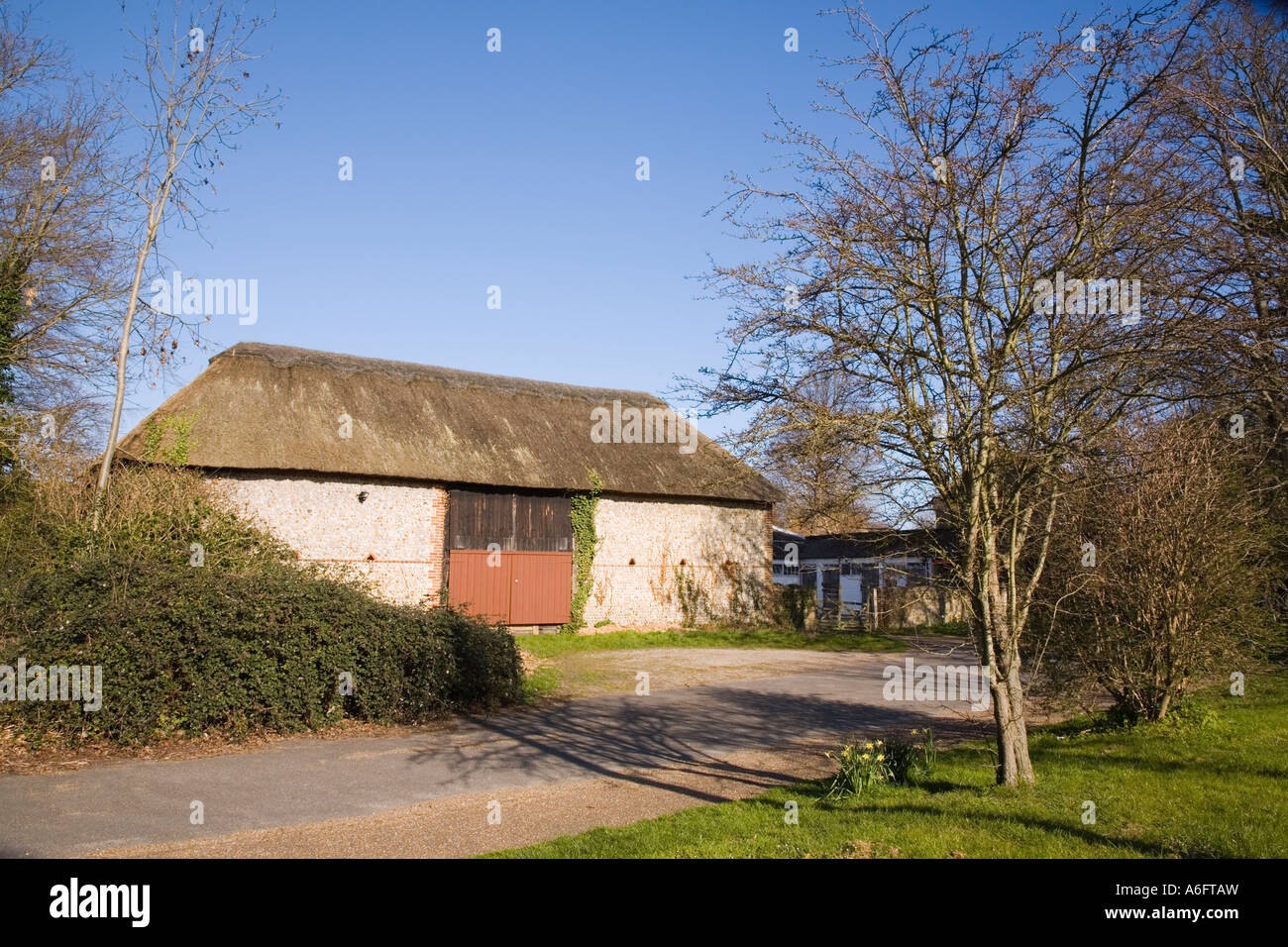 Sussex barn hi-res stock photography and images - Alamy