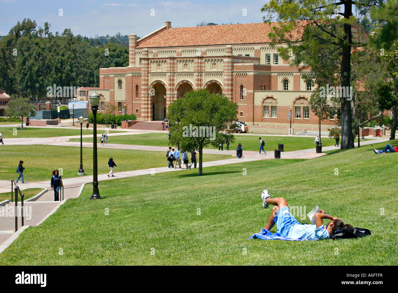 Ucla campus buildings hi-res stock photography and images - Alamy