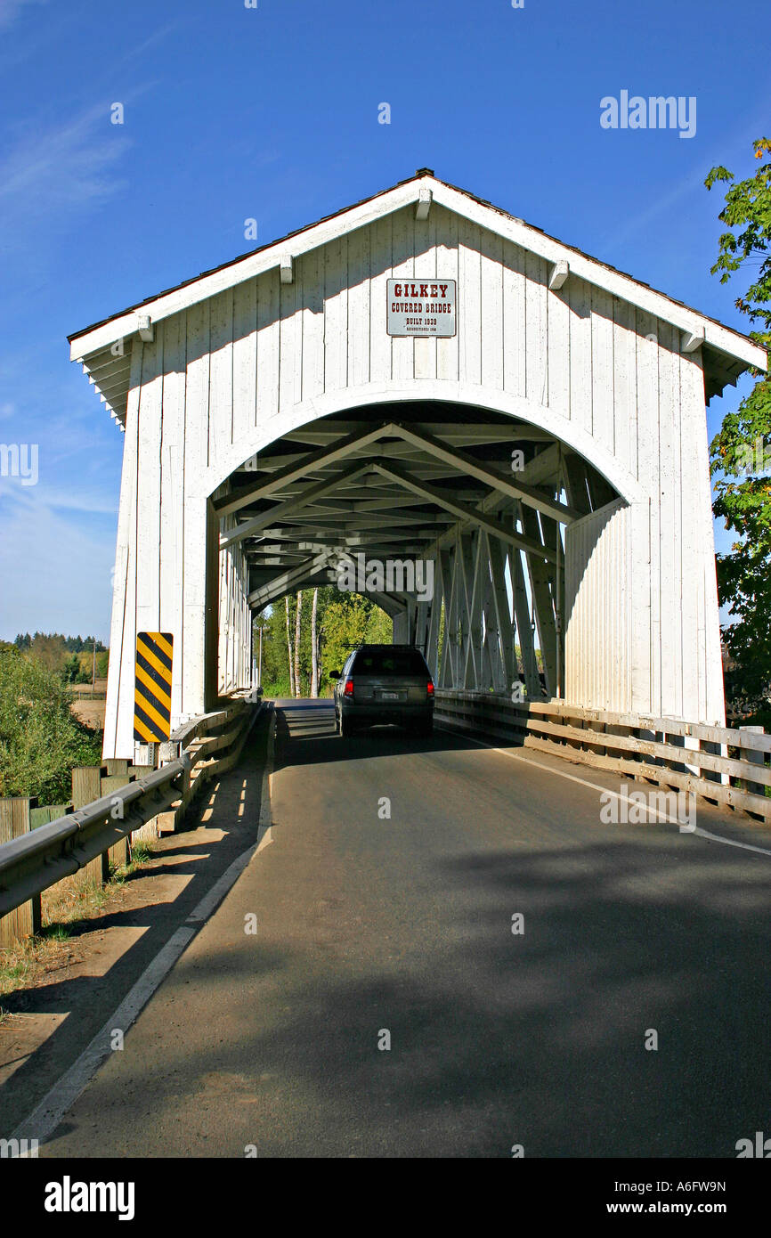 Gilkey building hi-res stock photography and images - Alamy