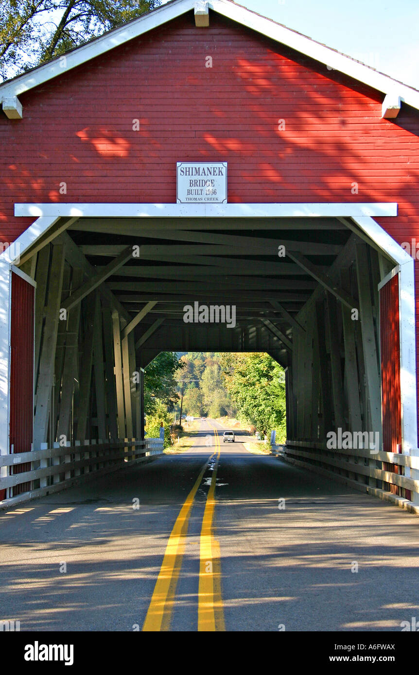 historic Shimanek covered bridge near Albany Oregon Stock Photo - Alamy