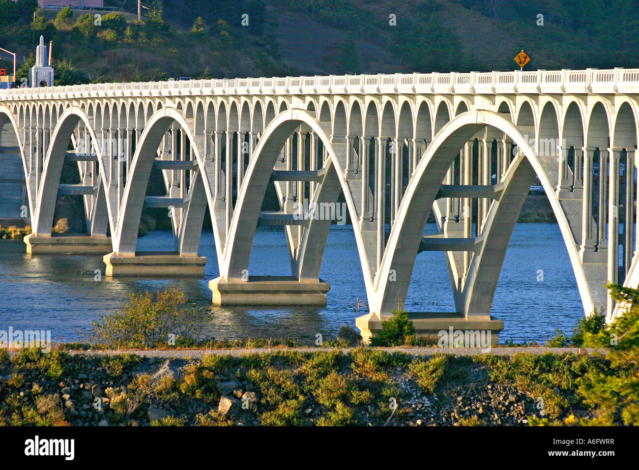 Patterson Memorial Bridge highway 101 over Rogue River on coast at Gold ...