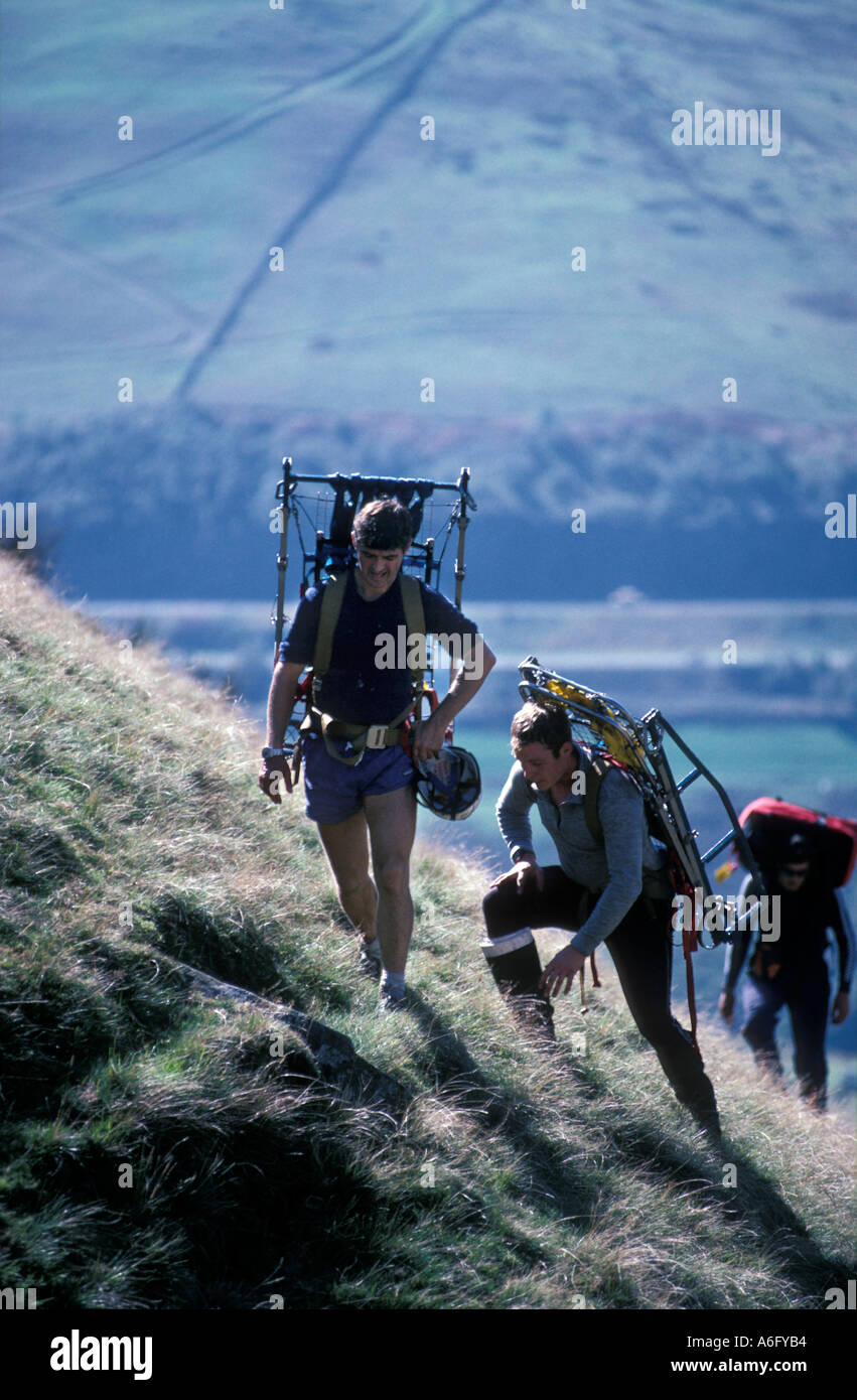 Stretcher carry Kendal Mountain Rescue team Stock Photo - Alamy
