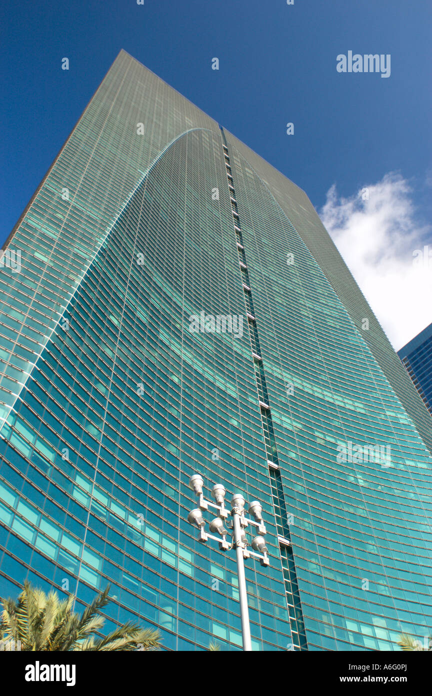 MIAMI FLORIDA USA The Espirito Santo Bank headquaters building exterior ...