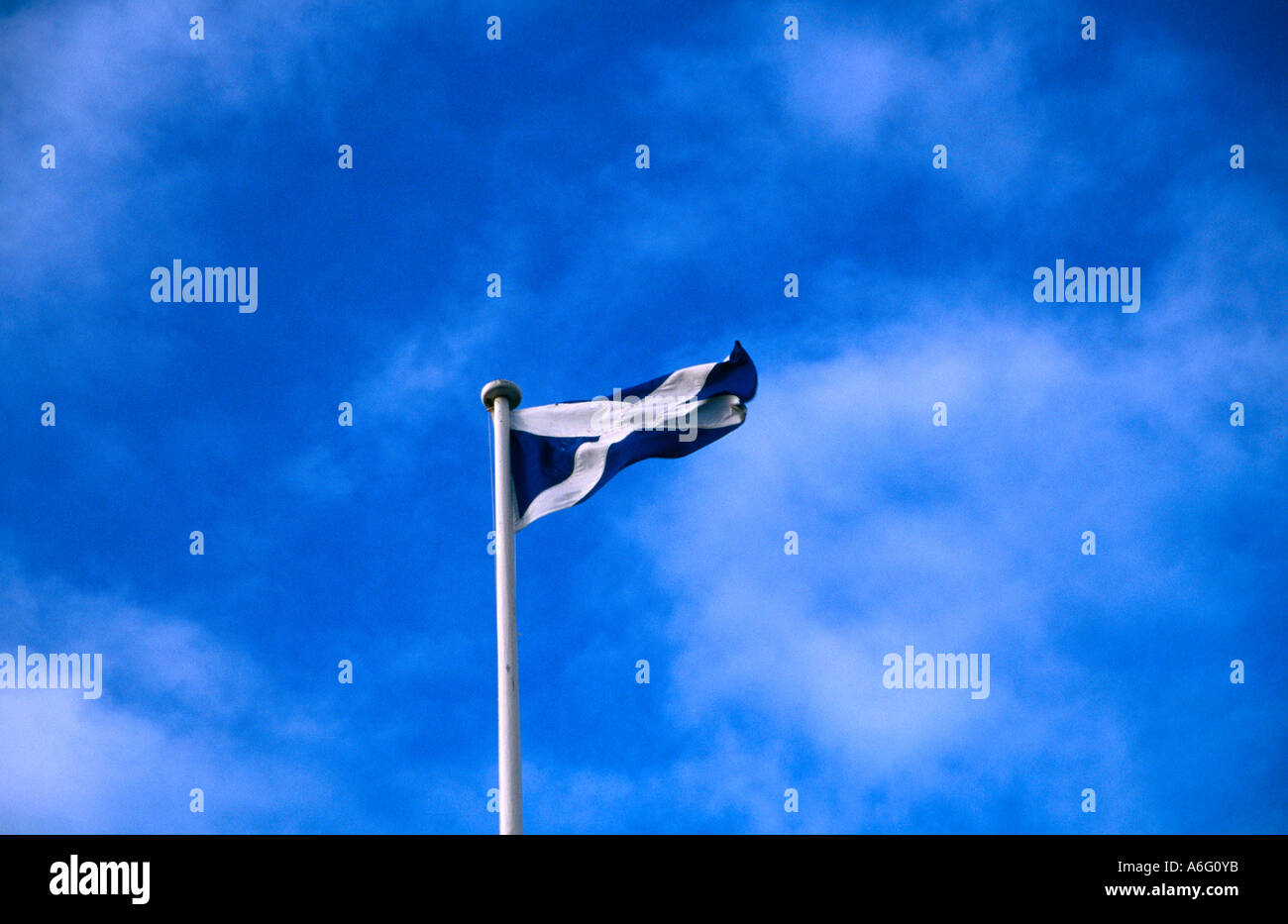St andrew s flag hi-res stock photography and images - Alamy