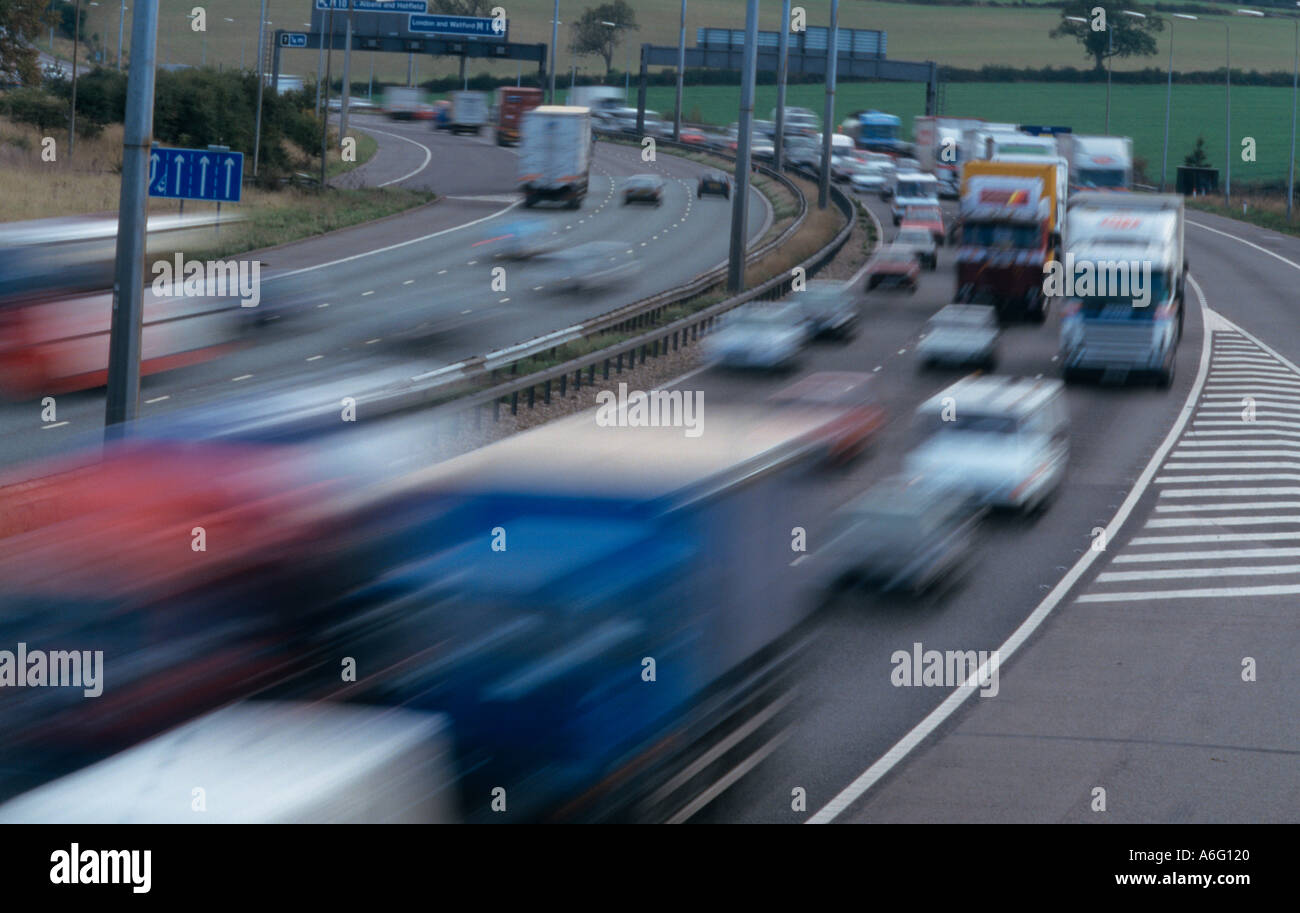 Cars movements hi-res stock photography and images - Alamy
