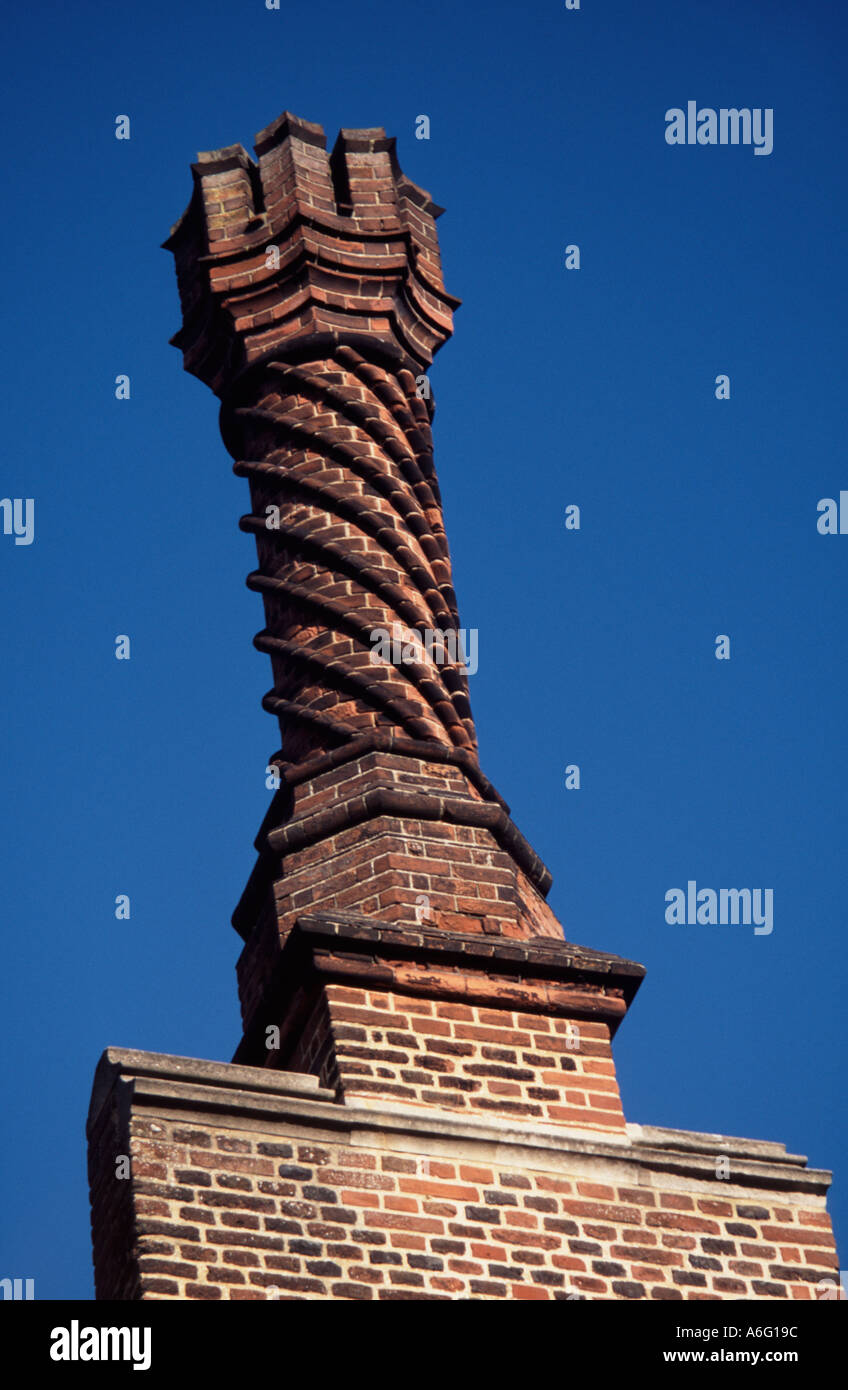 Tudor chimney hi-res stock photography and images - Alamy