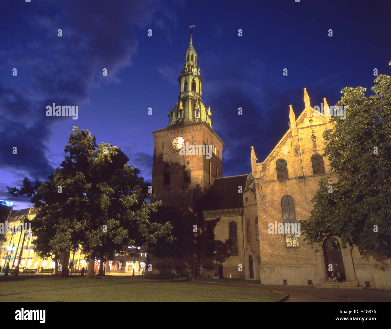 Oslo cathedral hi-res stock photography and images - Alamy