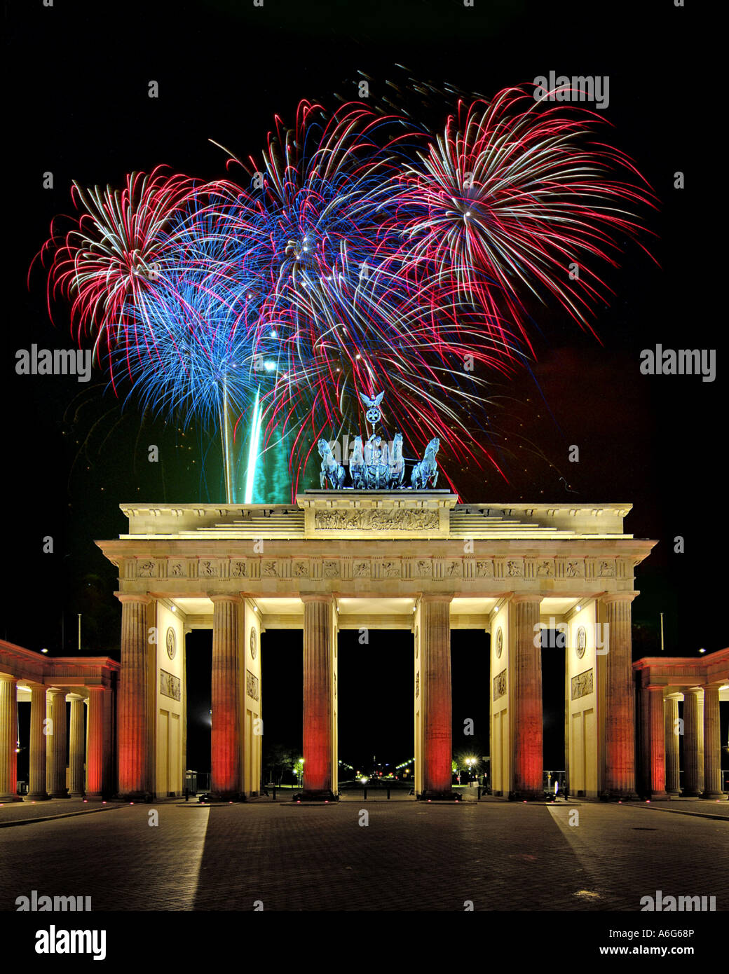 Germany mcphoto fireworks fireworks hi-res stock photography and images ...