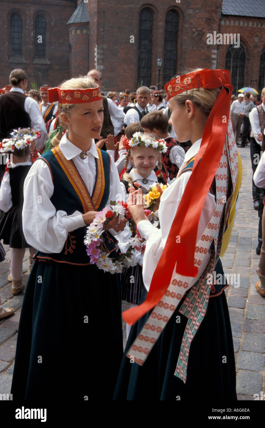 folklore, young women in traditional costume Stock Photo - Alamy