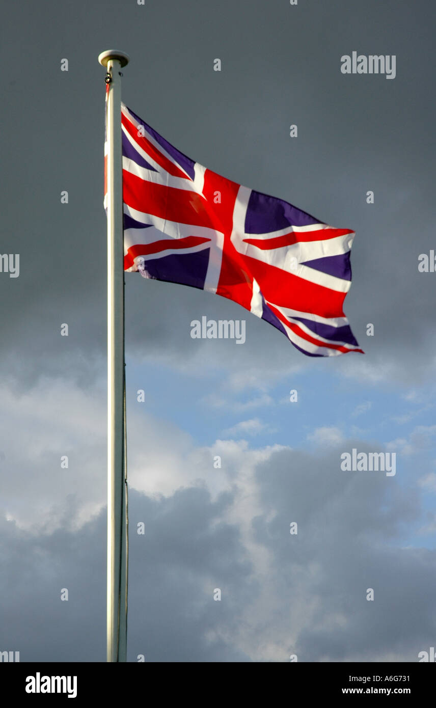 Hoist union jack hi-res stock photography and images - Alamy