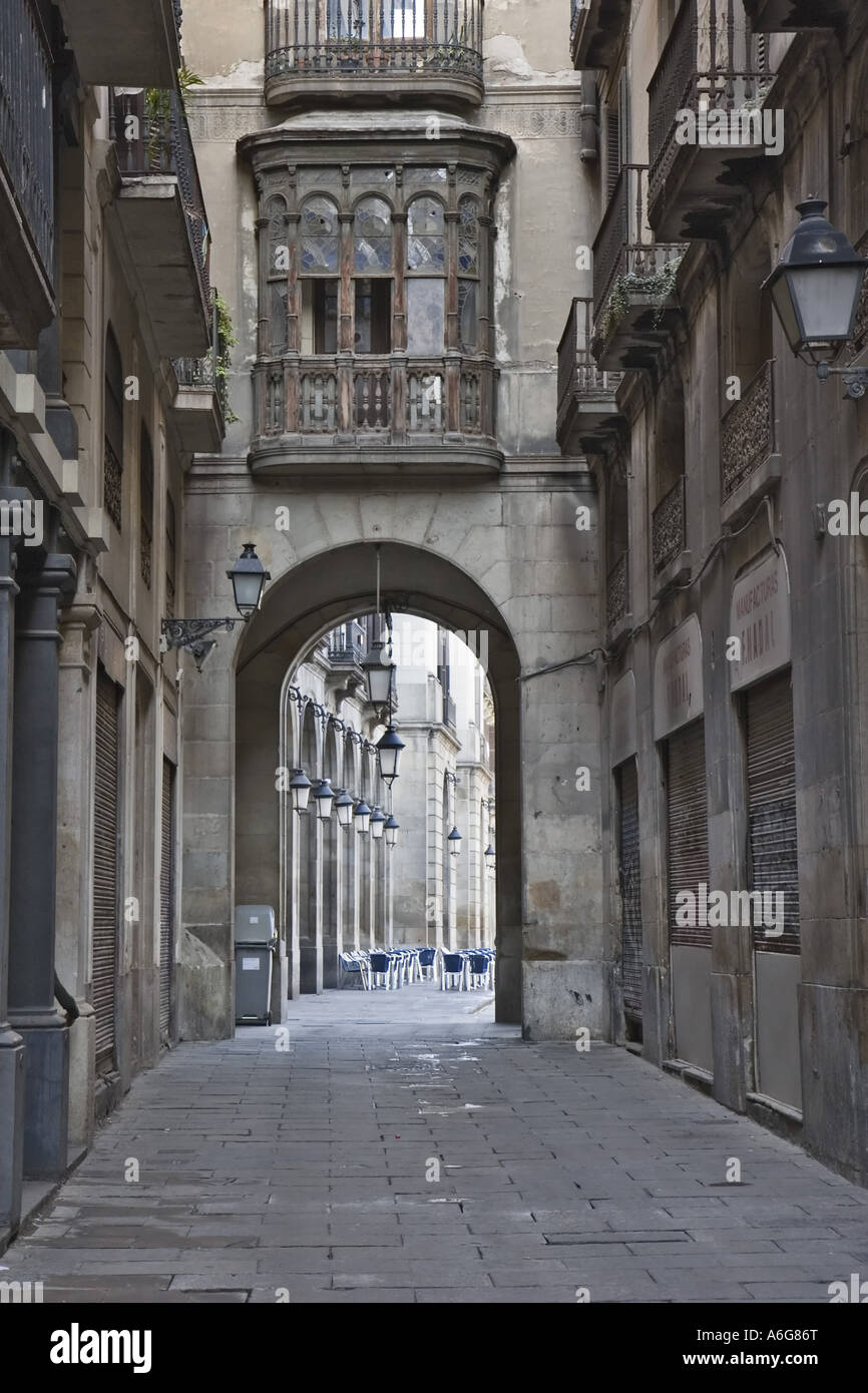 lane with archway, Spain, Katalonia, Barcelona Stock Photo - Alamy