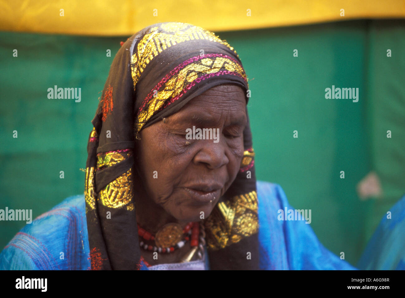 Libyan woman in ghat hi-res stock photography and images - Alamy