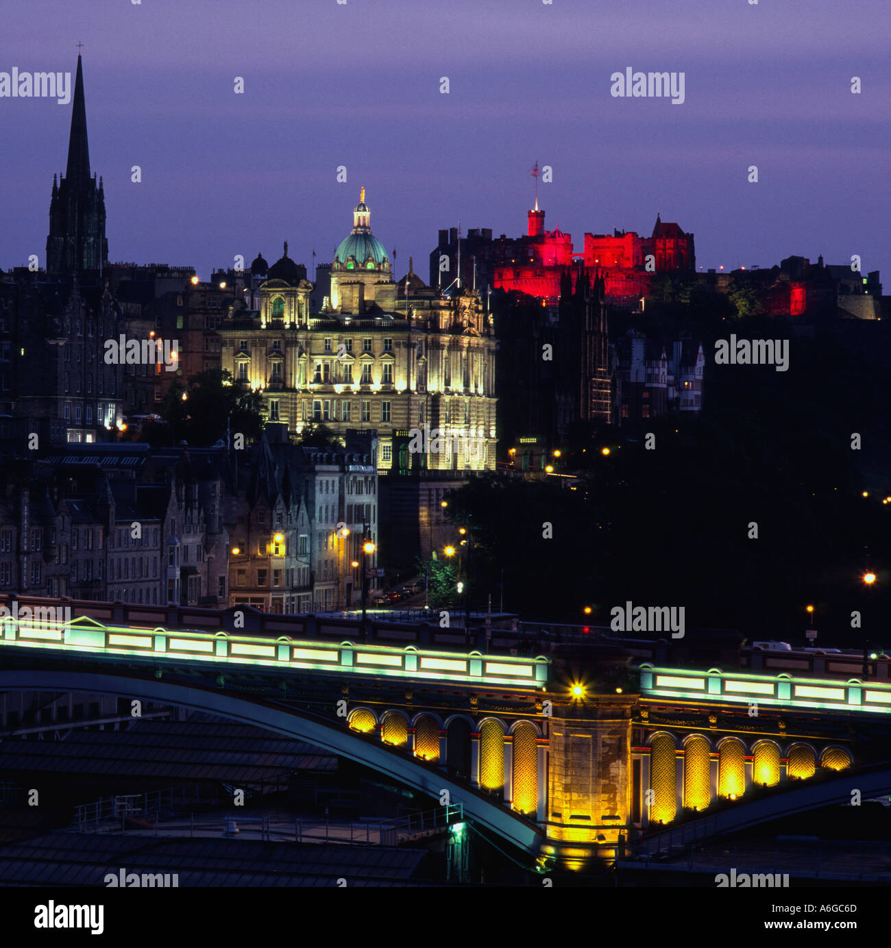North bridge edinburgh castle hi-res stock photography and images - Alamy