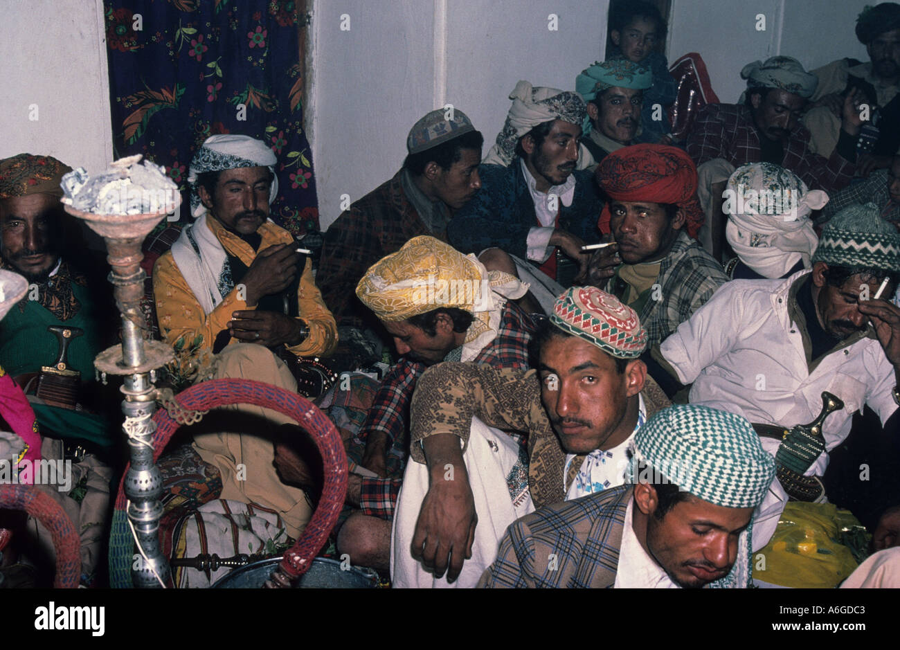 Wedding party high on Qat Kat and smoking hookah pipes at Thulla Yemen ...