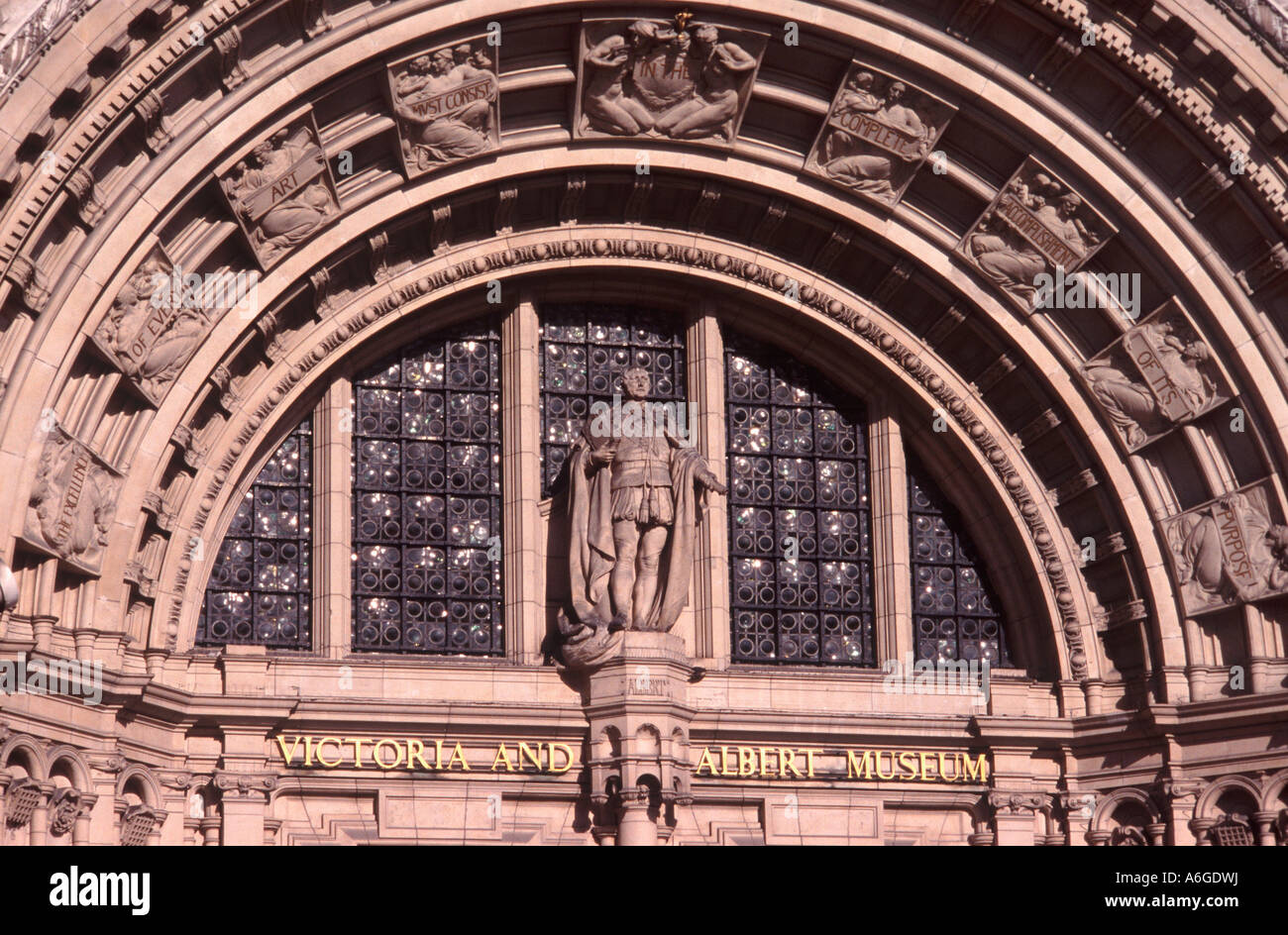 Ornamented arch over main Cromwell Road entrance to the Victoria and ...