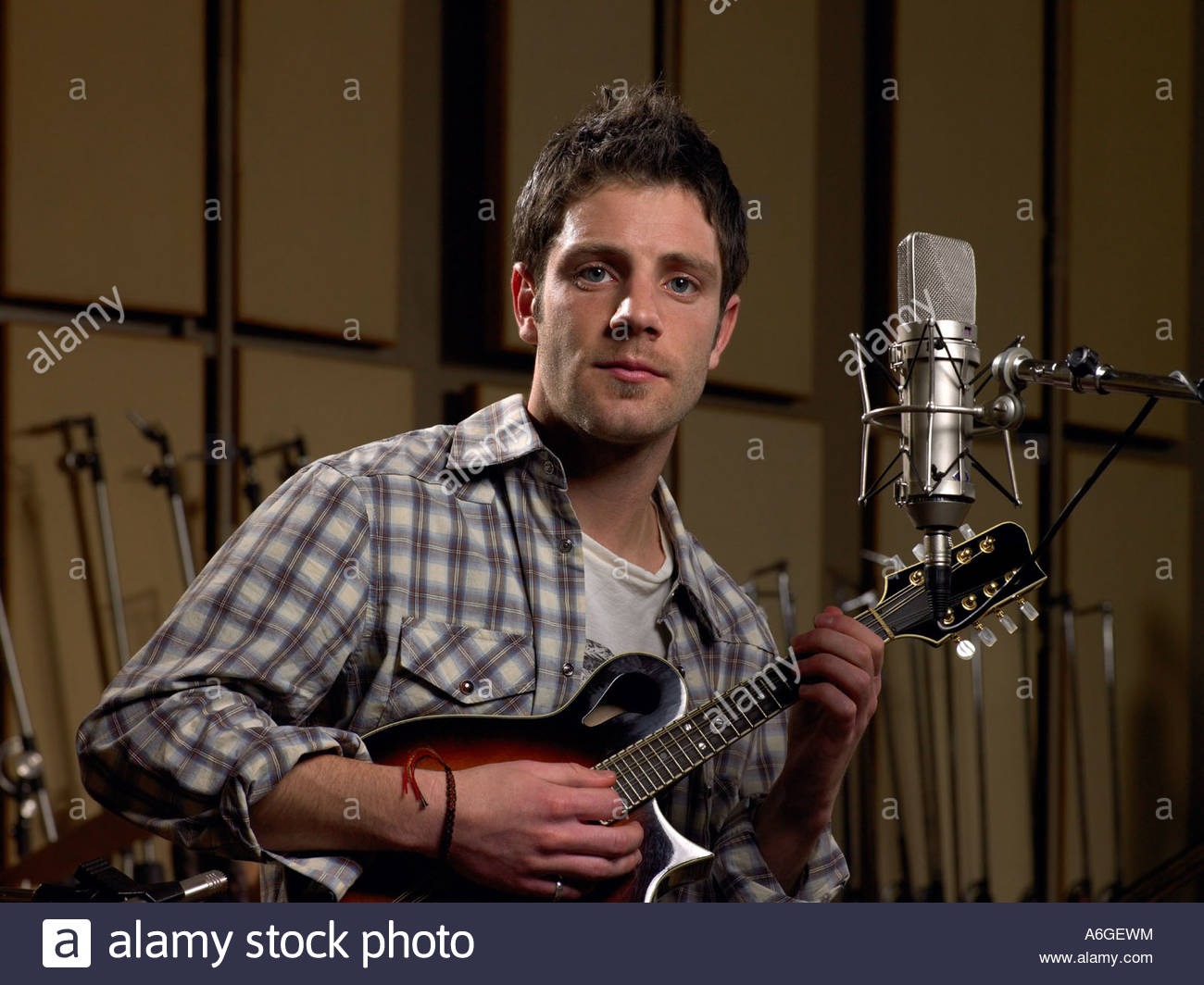 Guitarist Stock Photos & Guitarist Stock Images - Alamy
