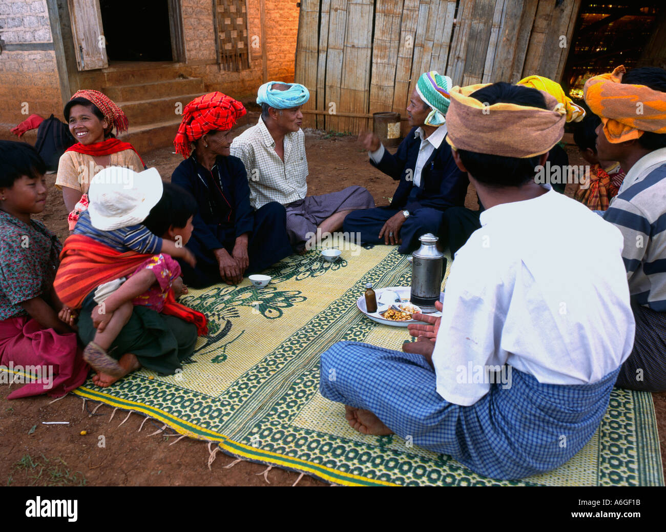 Peasants courtyard hi-res stock photography and images - Alamy