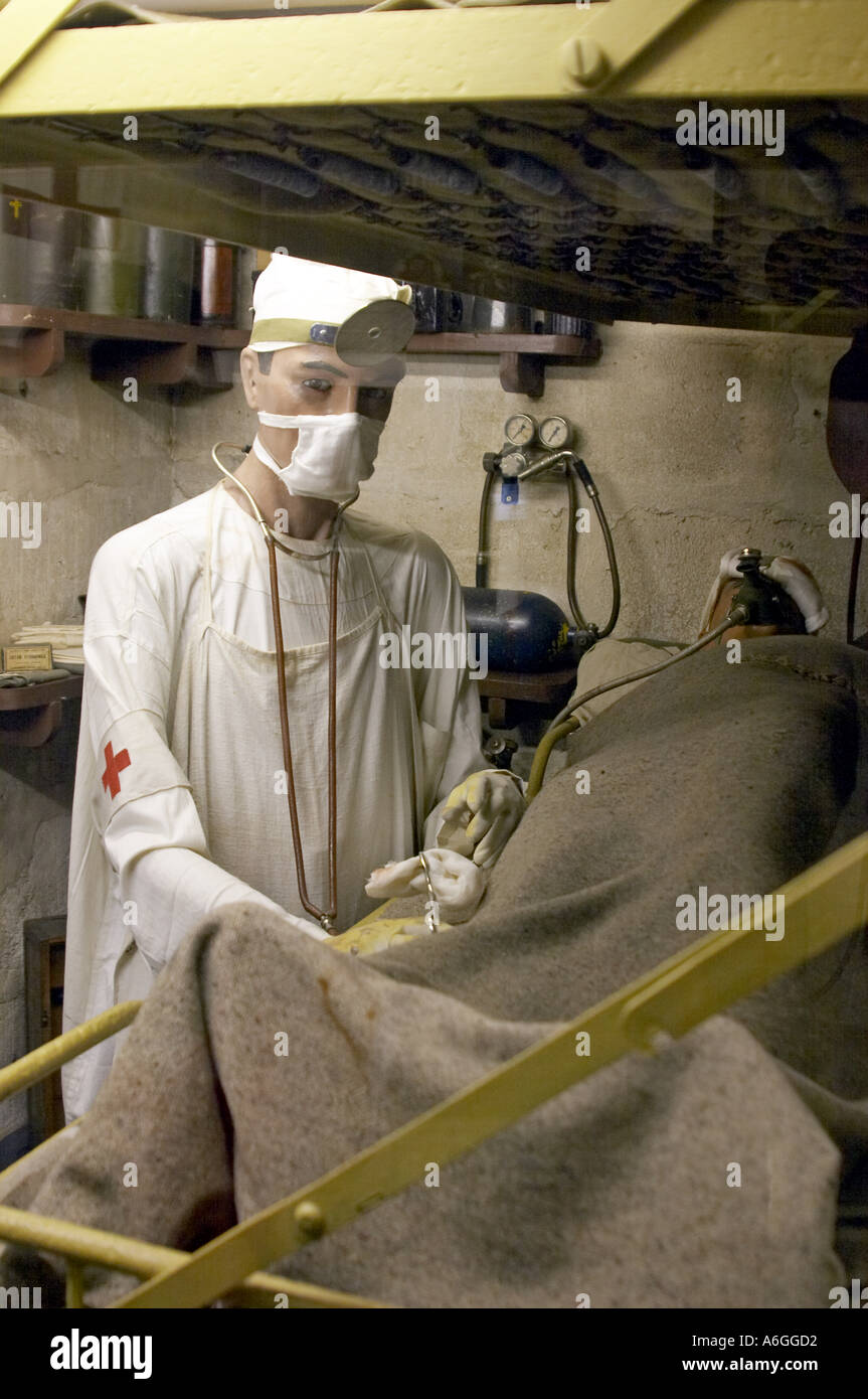 Model of medical orderly in World War Two diorama Normandy Normandie ...