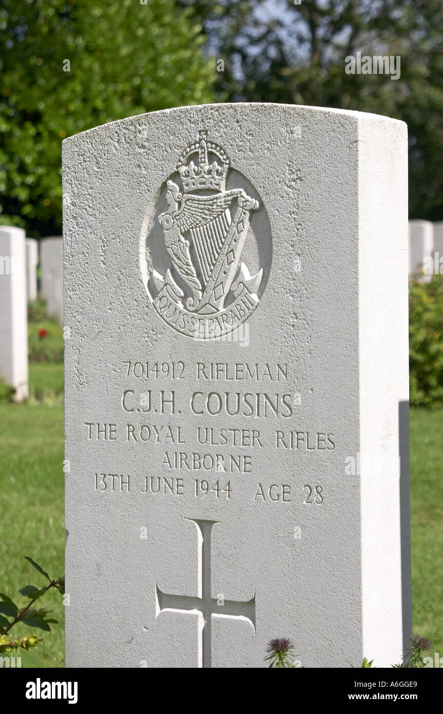 Gravestone Royal Ulster Rifles rifleman in Hermanville British WW2 ...