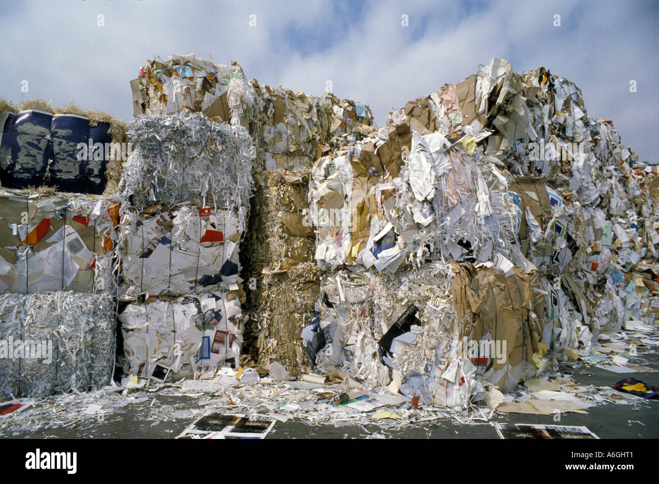 Huge pile of big waste paper bales Stock Photo - Alamy