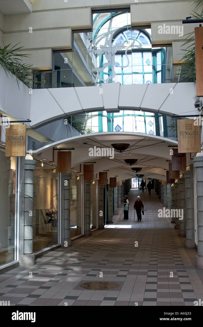 Tunsgate shopping arcade Guildford Surrey England Stock Photo - Alamy