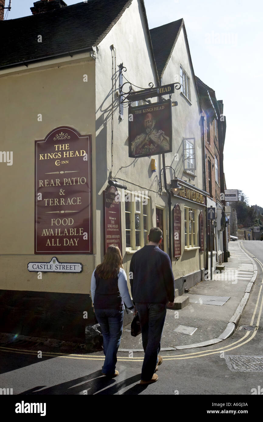 Castle street guildford hi-res stock photography and images - Alamy