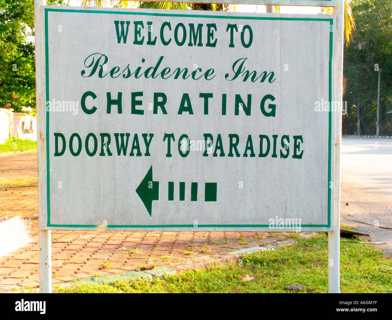 Malay signage hi-res stock photography and images - Alamy