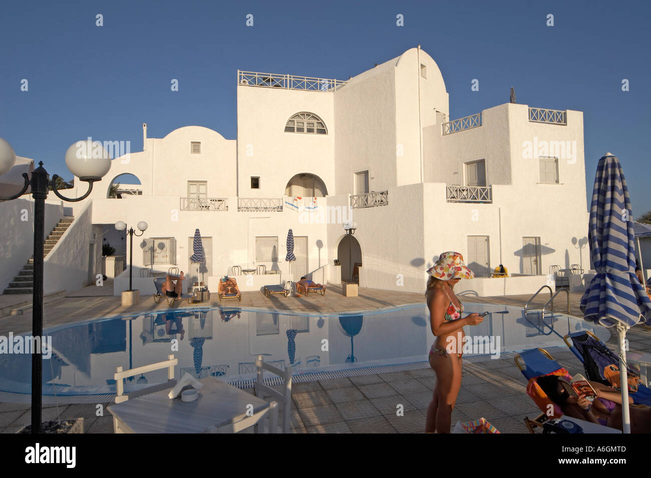 Studio Artemis Caldera View Hotel with swimming pool and people ...