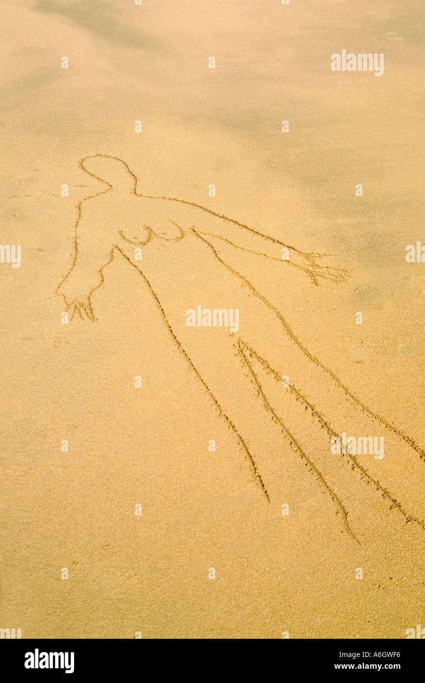 drawing in the sand Stock Photo - Alamy