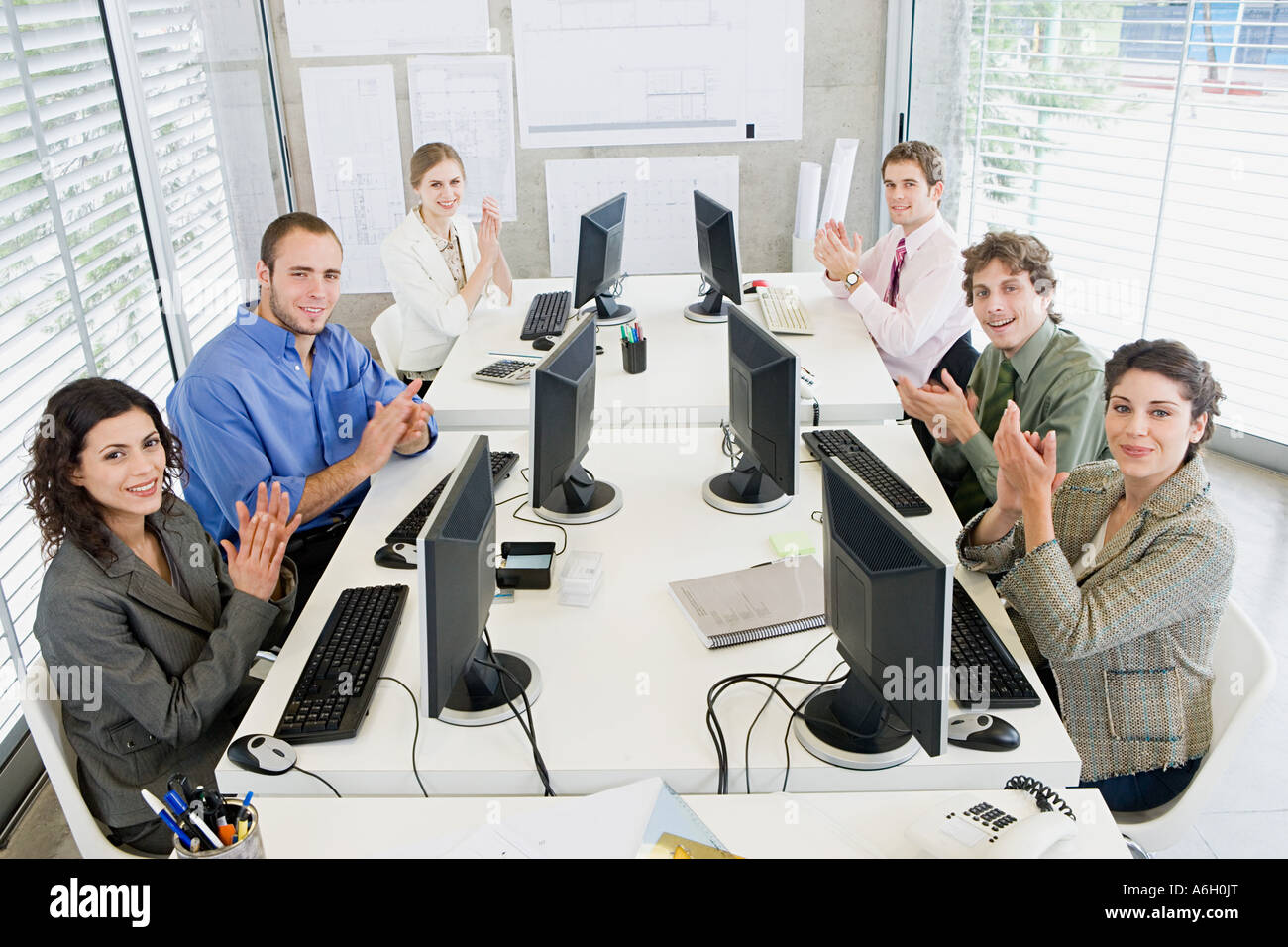 Clapping mood hi-res stock photography and images - Alamy