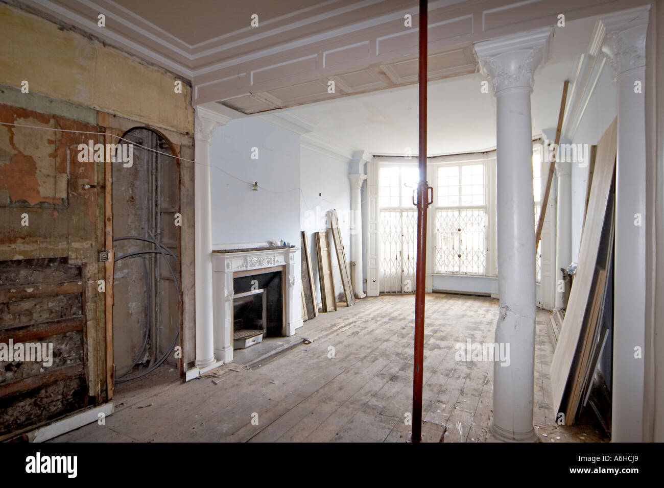 15 Cheyne Walk interior former home of Thomas More during restoration ...