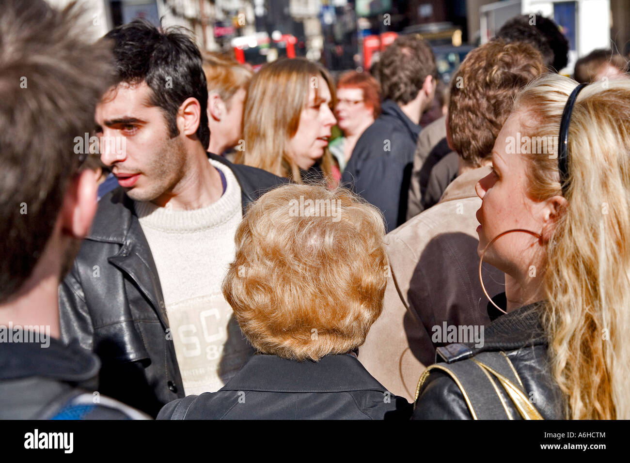 A crowd of commuters in London Stock Photo - Alamy