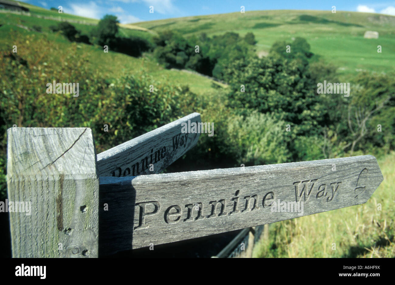 Pennine way footpath sign in Yorkshire Dales National Park, England ...
