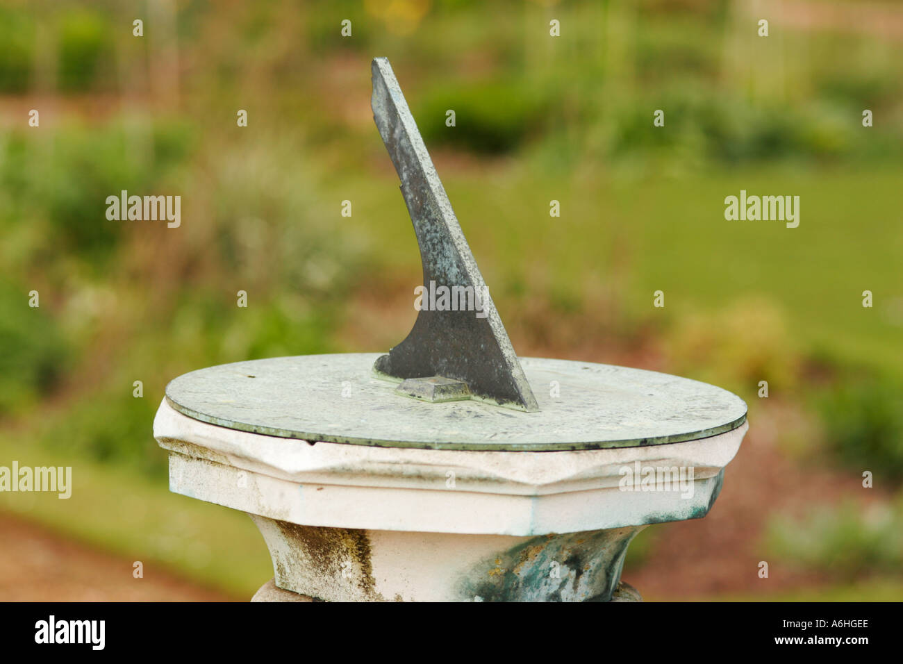 Longford Castle Wiltshire England UK Detal of Sun Dial Stock Photo - Alamy