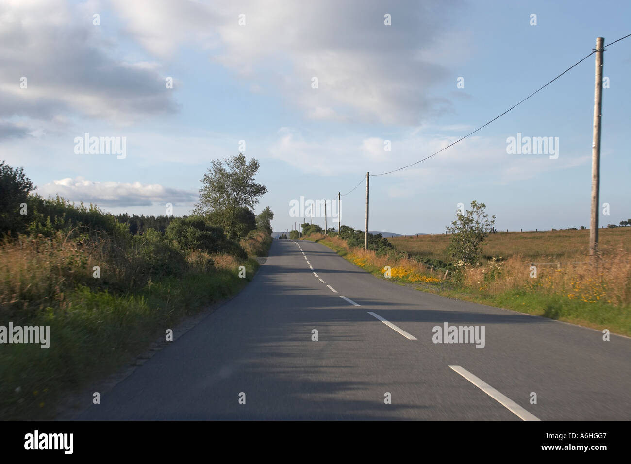 Country road receding into distance hi-res stock photography and images ...