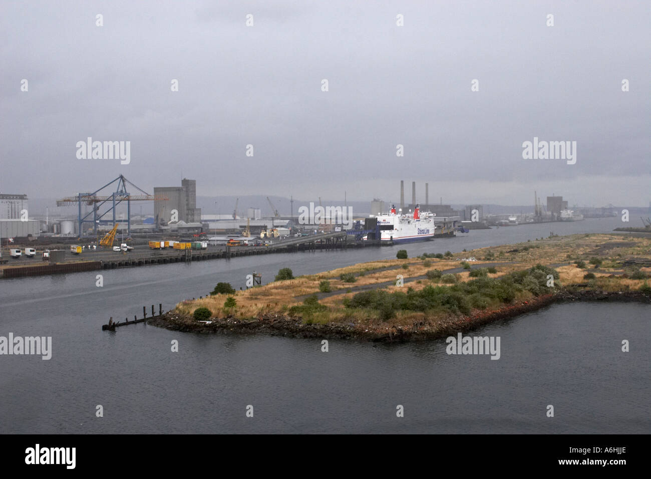 Belfast rain hi-res stock photography and images - Alamy