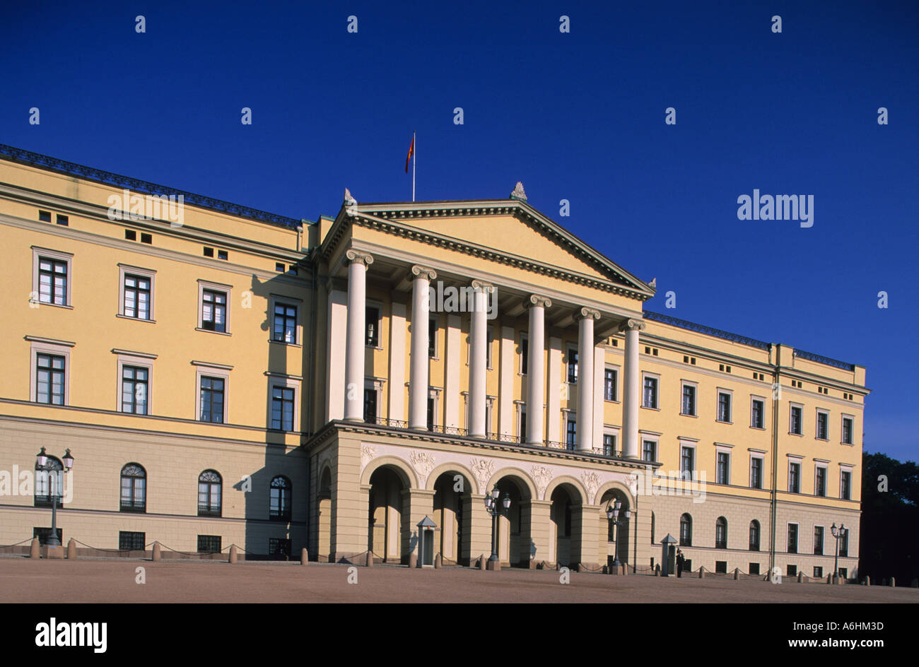 Slottet Royal Palace Oslo Norway Stock Photo - Alamy