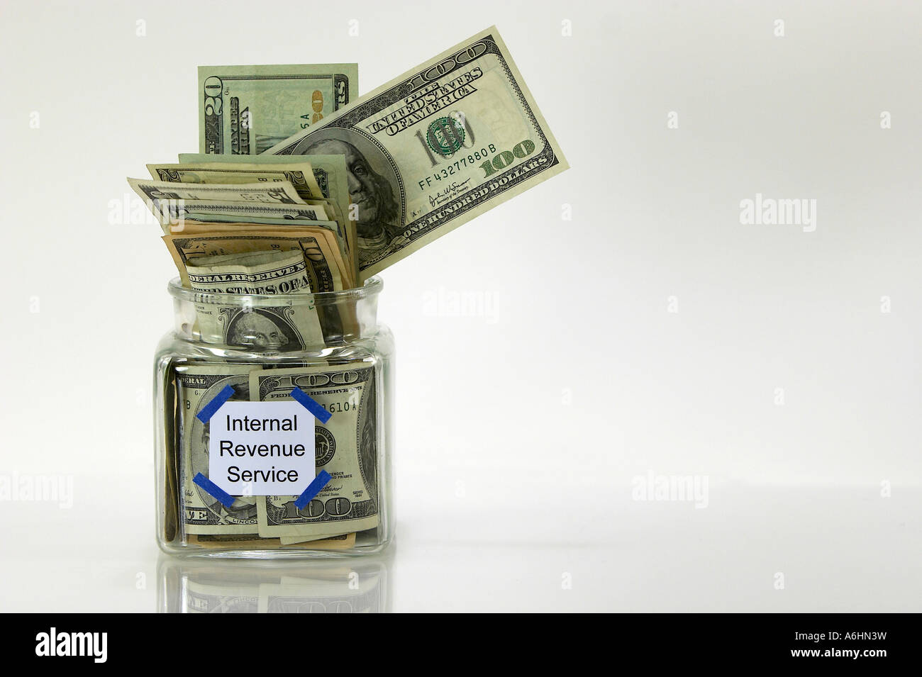 Five dollars and jar hi-res stock photography and images - Alamy