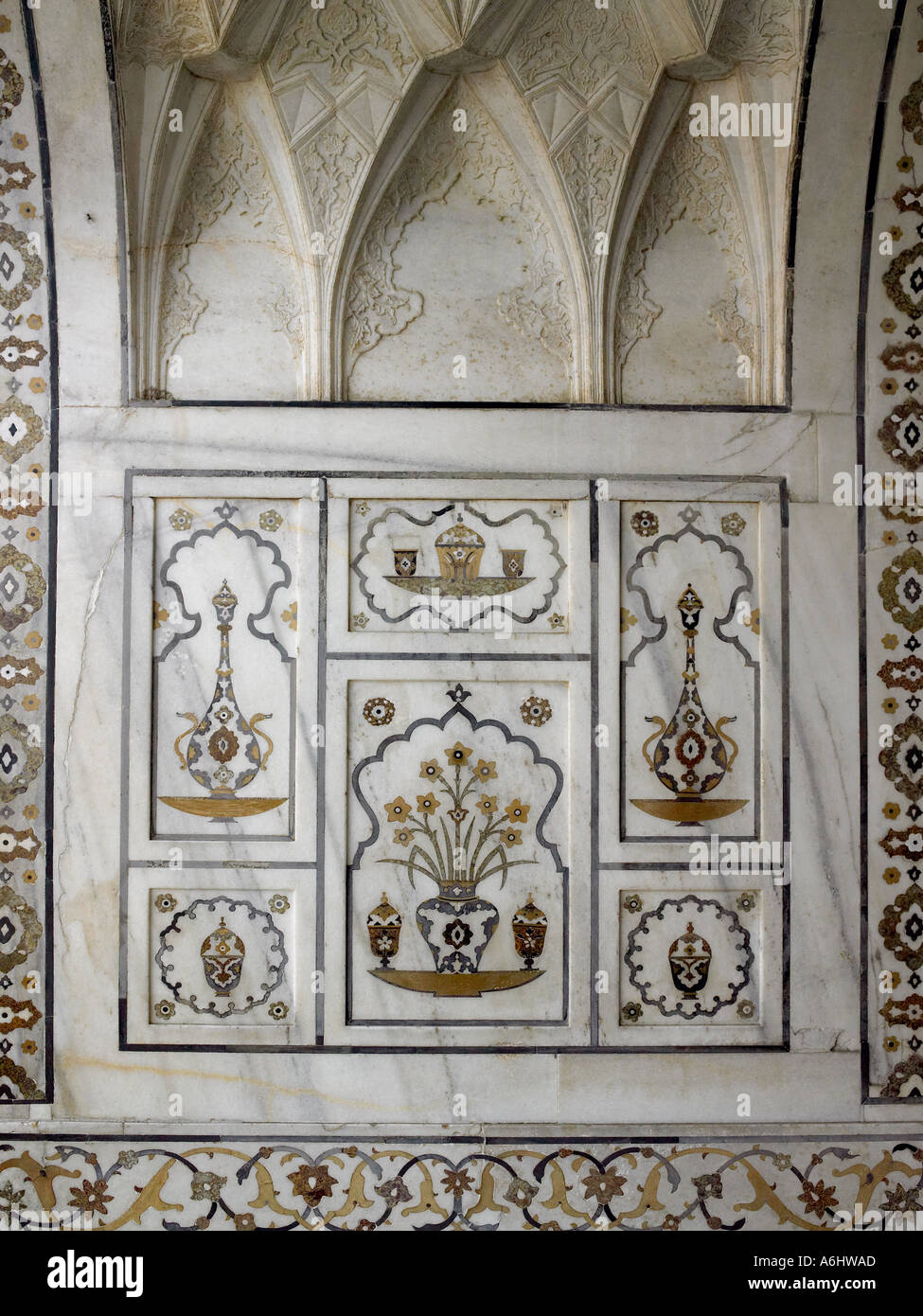 Taj mahal mosaic hi-res stock photography and images - Alamy